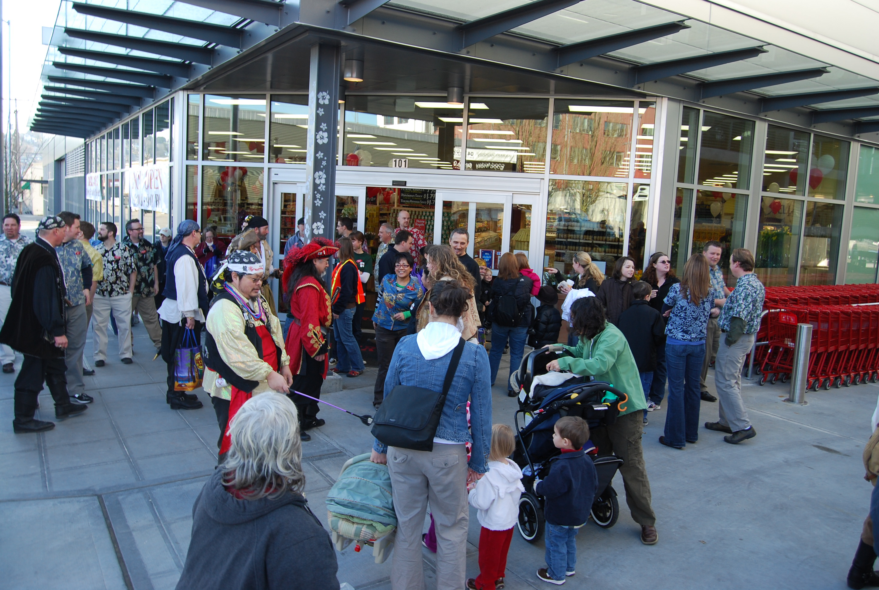 Ballard Trader Joe's finally opens | Westside Seattle