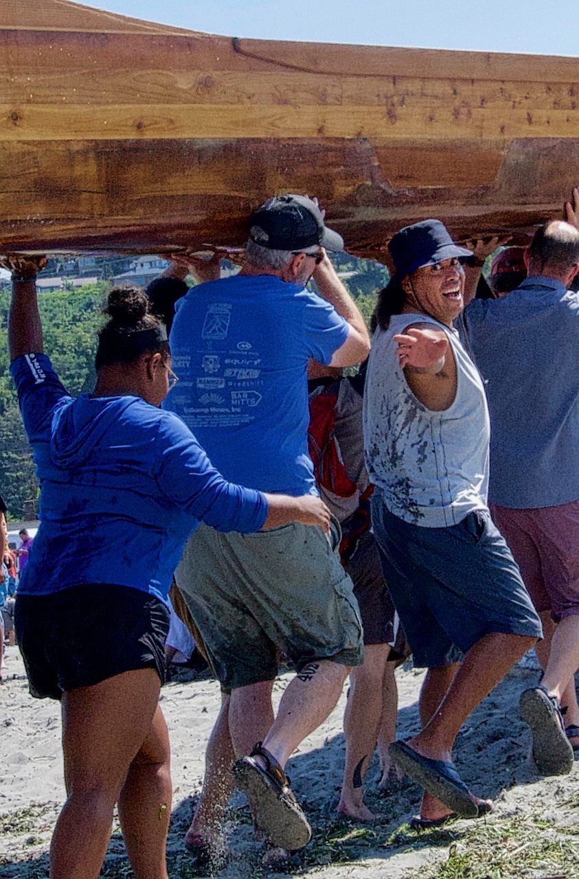 UPDATE: Tribal canoe journey landing greeted by thousands at Alki ...