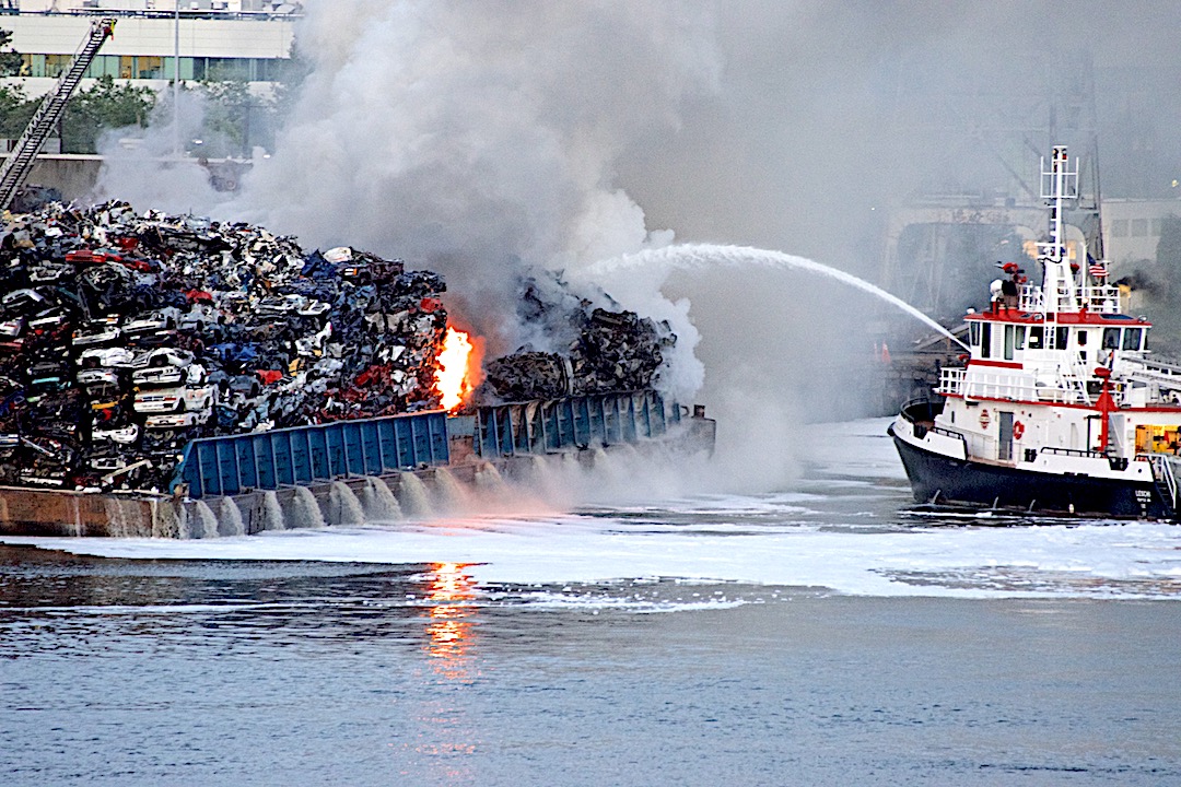 UPDATE: EPA statement on crushed car barge fire on Duwamish River ...